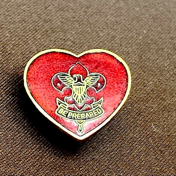 Scouting America | Jewelry | Very Vintage Enameled Boy Scout Pin Great ...